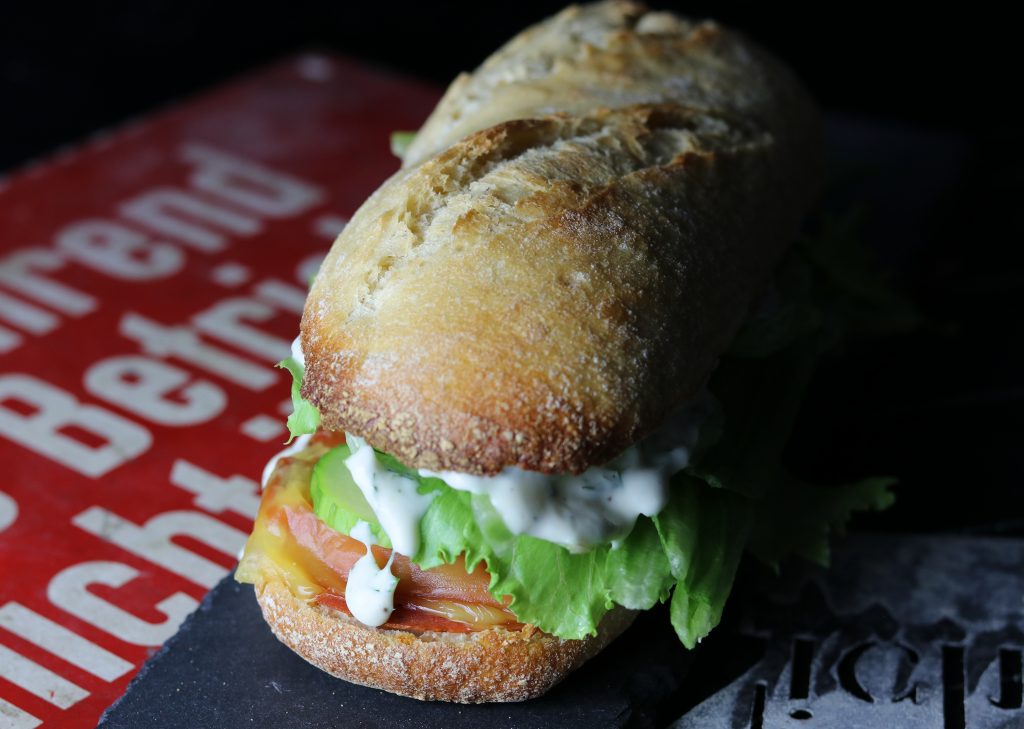 Croque Garconne - mit hausgemachter Spezialsauce - Dailyvegan