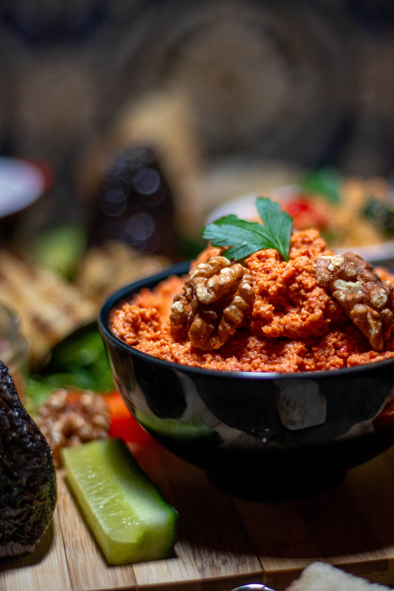 Muhammara, ein Walnuss-Paprika-Dip aus der Levante Küche - Dailyvegan